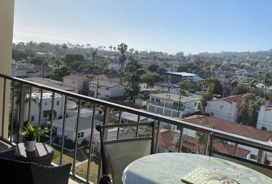 Furnished Pacific Beach Condo with Ocean View, 2 bdrm 2 bath near UCSD ...